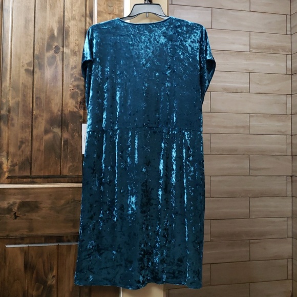 London Style | Dresses | London Style Collection Woman Velvet Dress ...